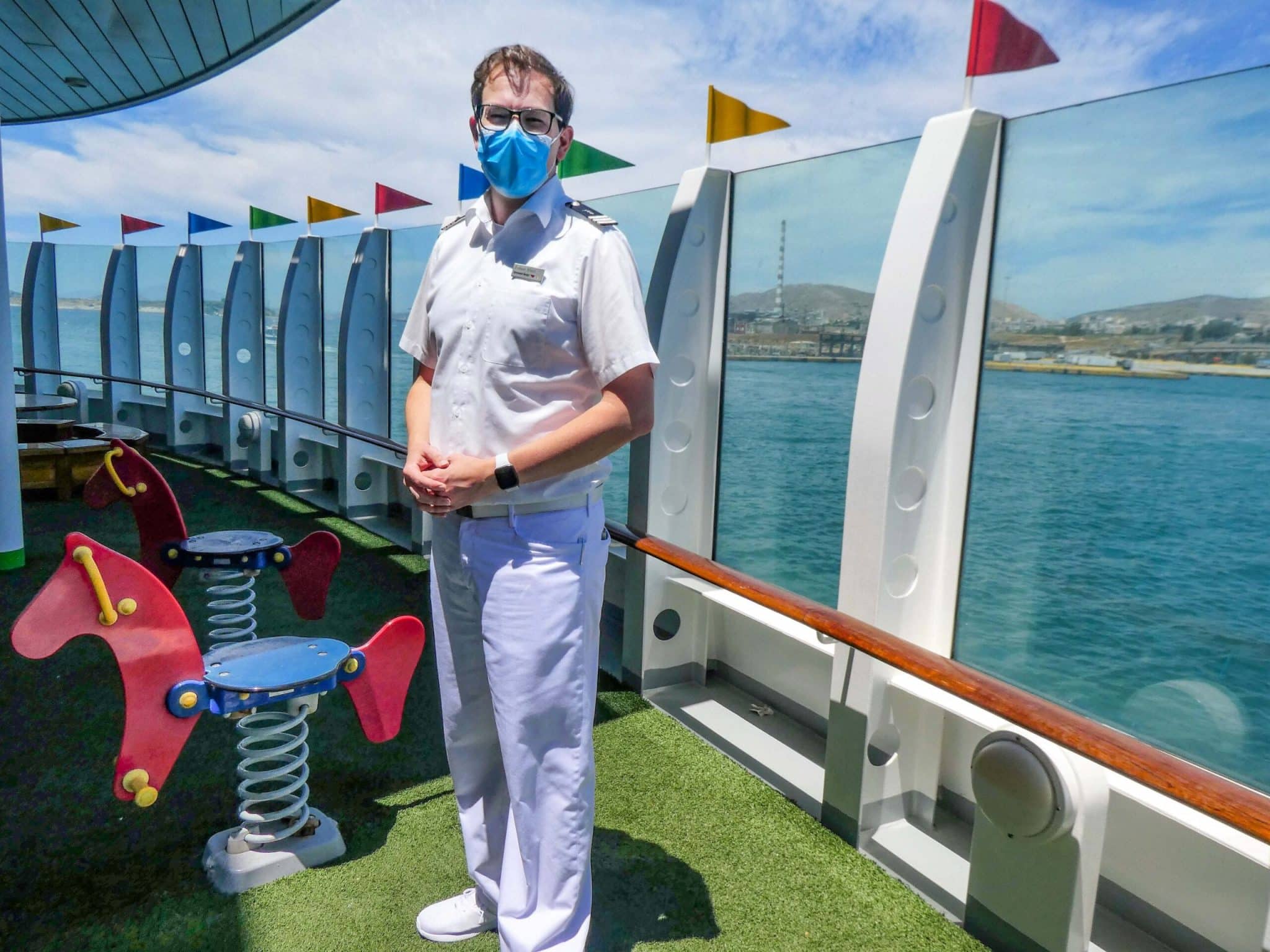 Sicher auf AIDA-Familienkreuzfahrt: Auch Dodo trägt Maske | Crucero